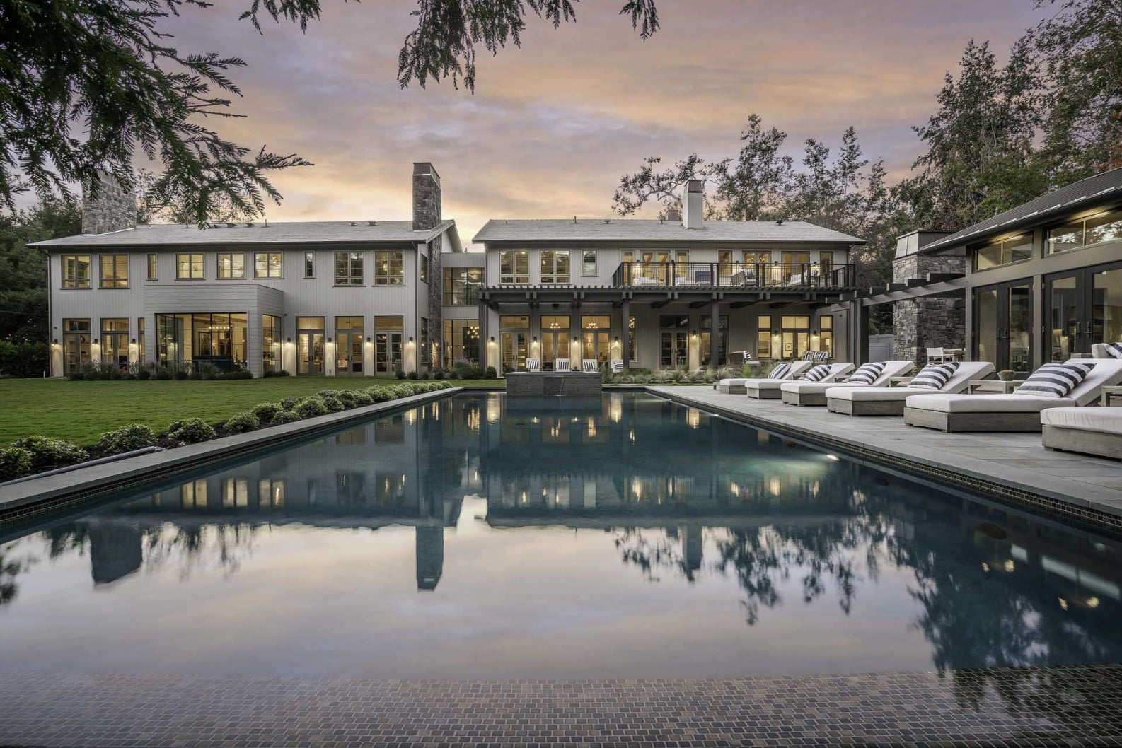 Rustic Canyon Estate House | Renaissance GSB